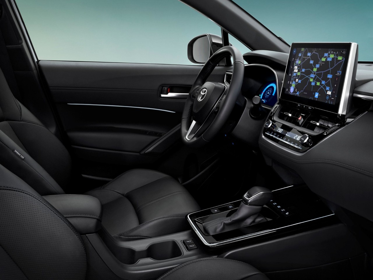 Toyota, Yeni Corolla Cross Hybrid’i Türkiye’de Satışa Sundu